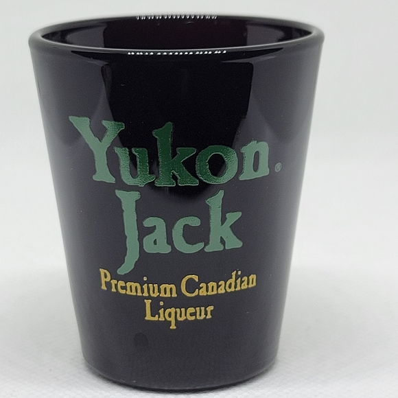 Yukon Jack | Dining | Yukon Jack Premium Canadian Liqueur Shot Glass ...